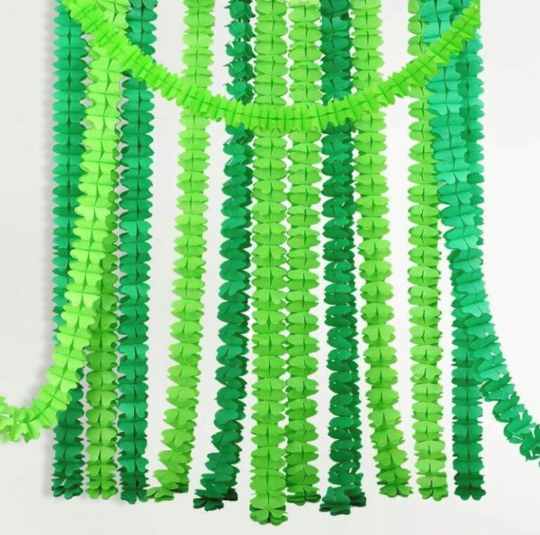 Fun St Patrick’s Day Classroom Decorations for a Lucky Class - Chaylor ...